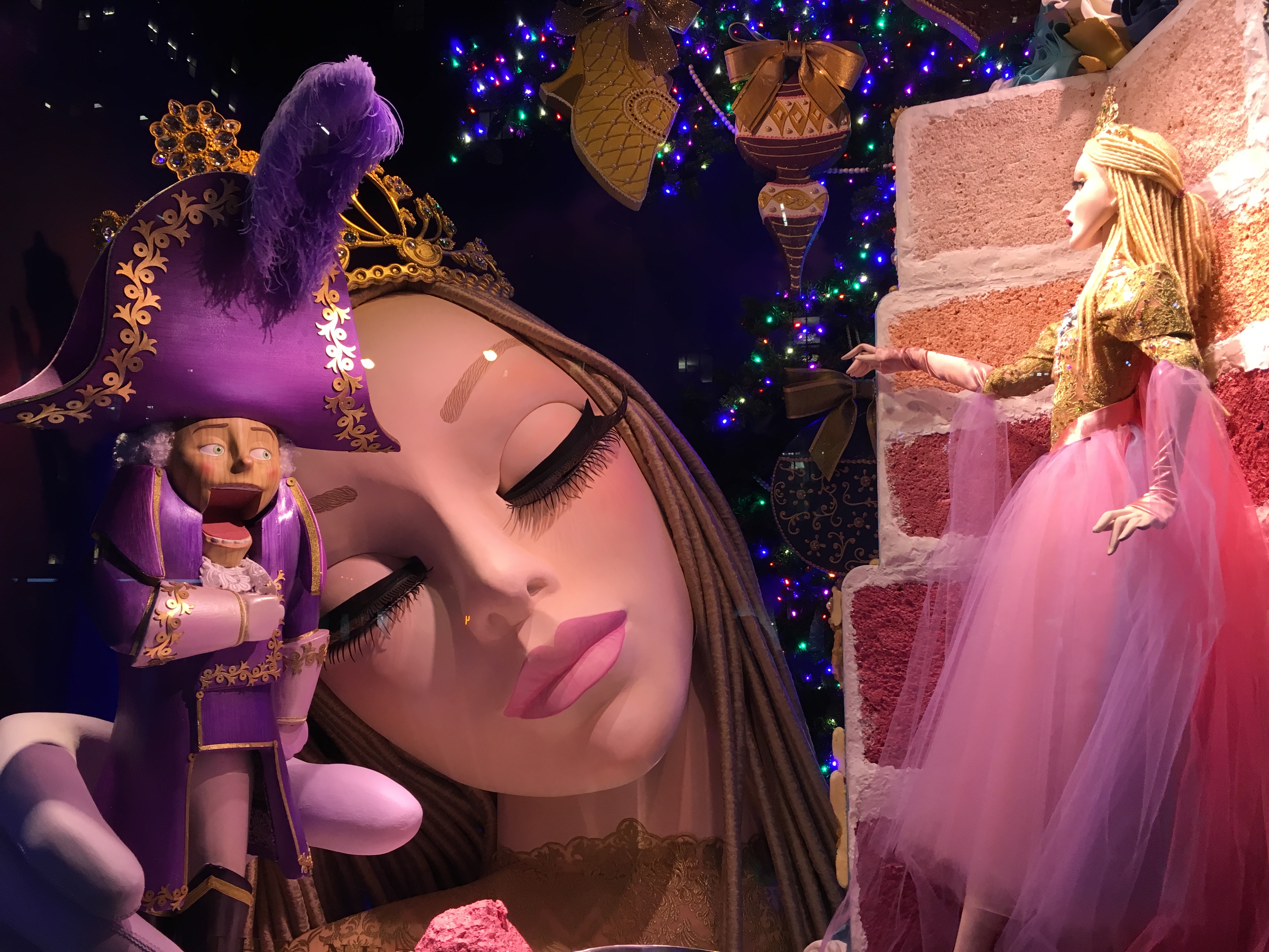 2016: Christmas Cheer on Fifth Avenue | Branching: Thoughts of an Ever ...